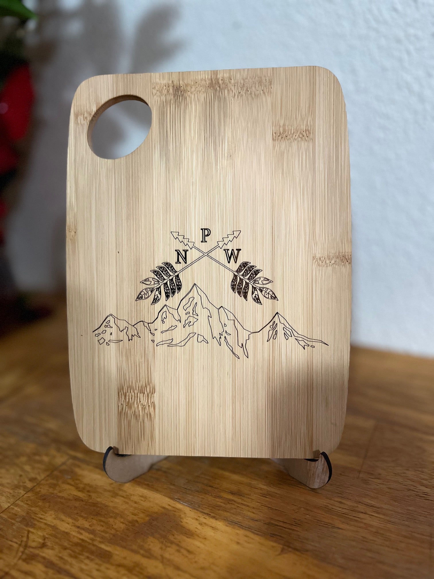 PNW Themed Bamboo Cutting Board Display – Stateline Woodshine